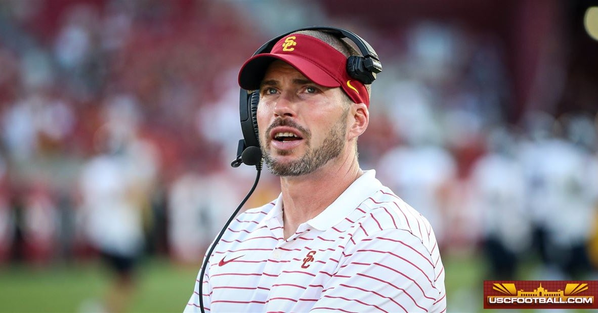 Alex Grinch’s ‘effort-based’ defense leads to big USC plays in opener