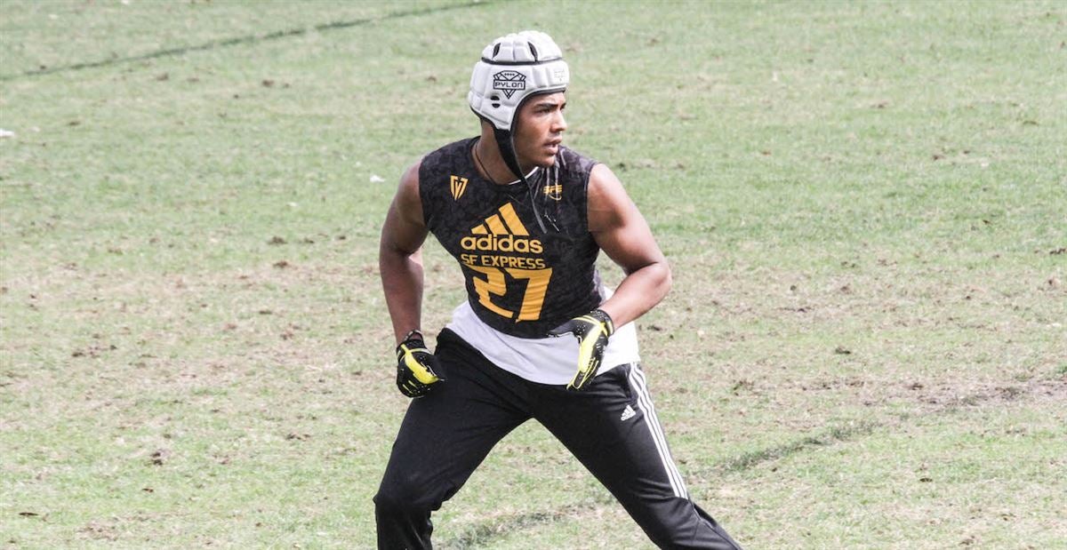 2020 ATH Wingo Sets Multiple Visits