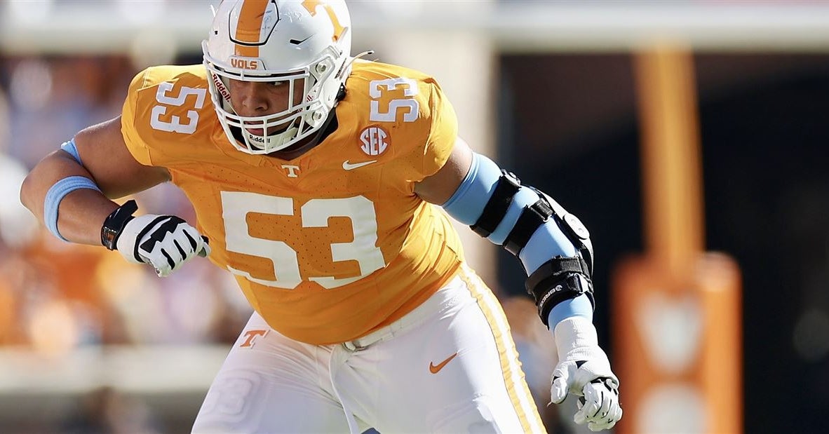 Vols O-lineman Jeremiah Crawford lands with Panthers as undrafted free ...