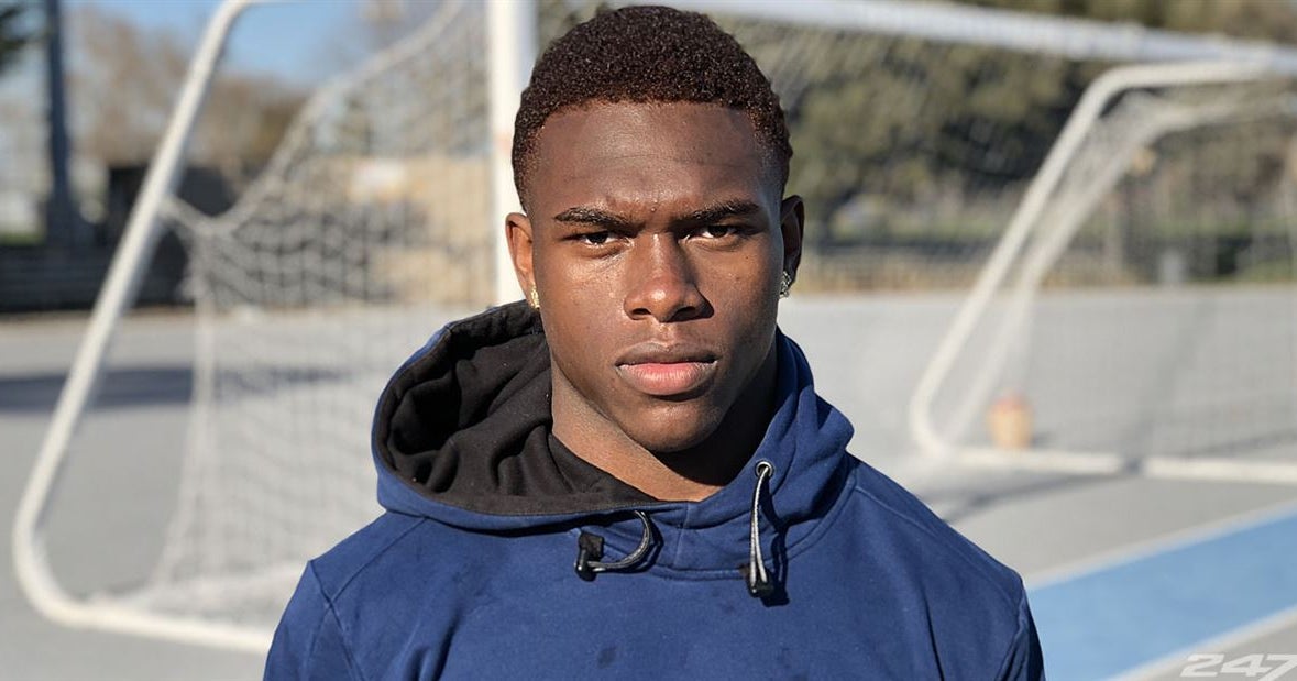 3-star ATH Giles Jackson looking at some spring visits