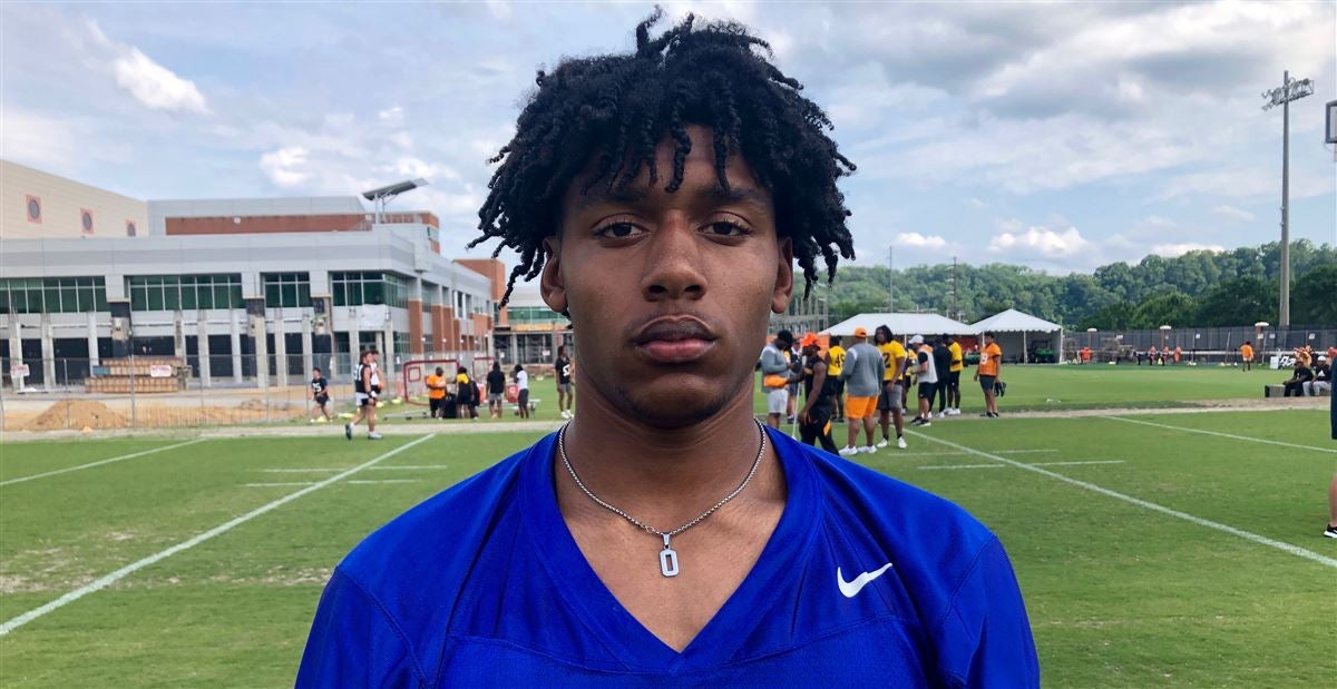 Four star wide receiver on campus today for visit