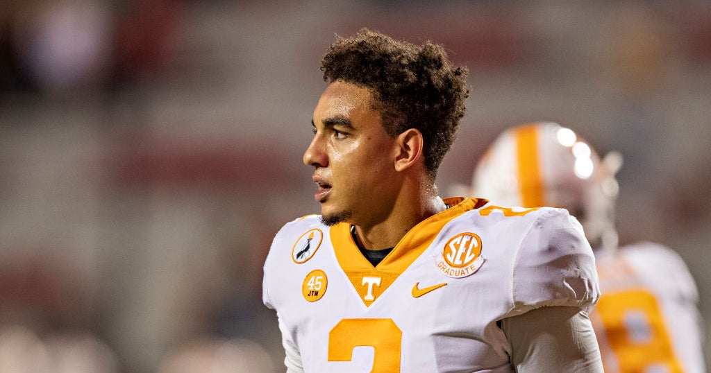 Washington State officially welcomes Tennessee transfer QB Jarrett ...
