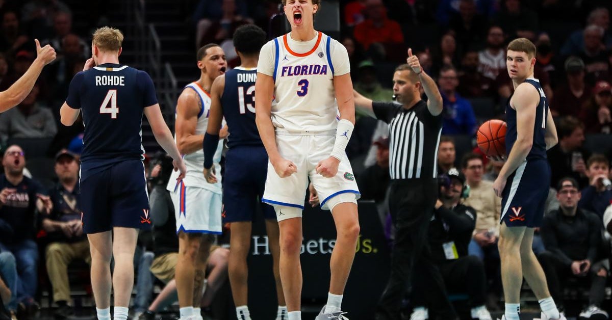 Watch: Florida Center Micah Handlogten make season debut after ...