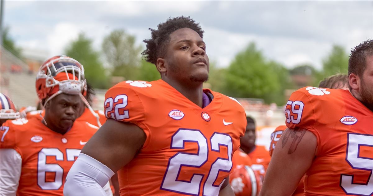 Xavier Kelly announces transfer decision