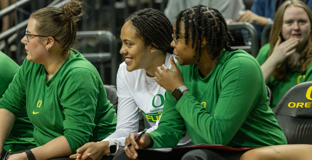 Kelly Graves believes starting guard Sofia Bell will miss the remainder ...