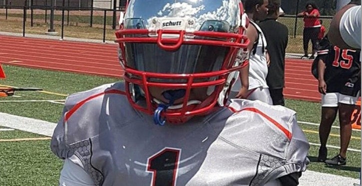 Get to know new Kentucky DE Mi'Quise Grace