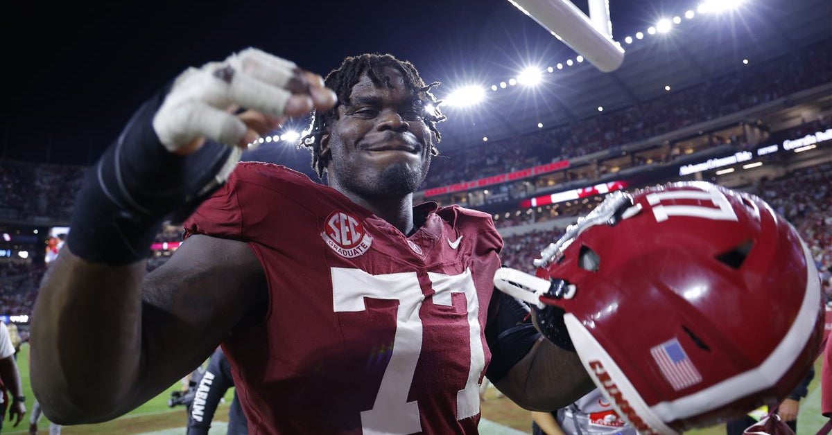 Alabama offensive lineman returning for redshirt senior season