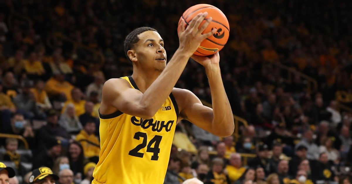 Watch: Kenyon Murray explains naming his son Kris after former Hawkeye ...