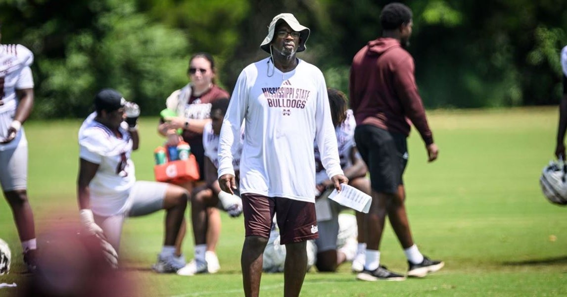 Defensive line top Dog David Turner calls it a Bulldog day after forty ...