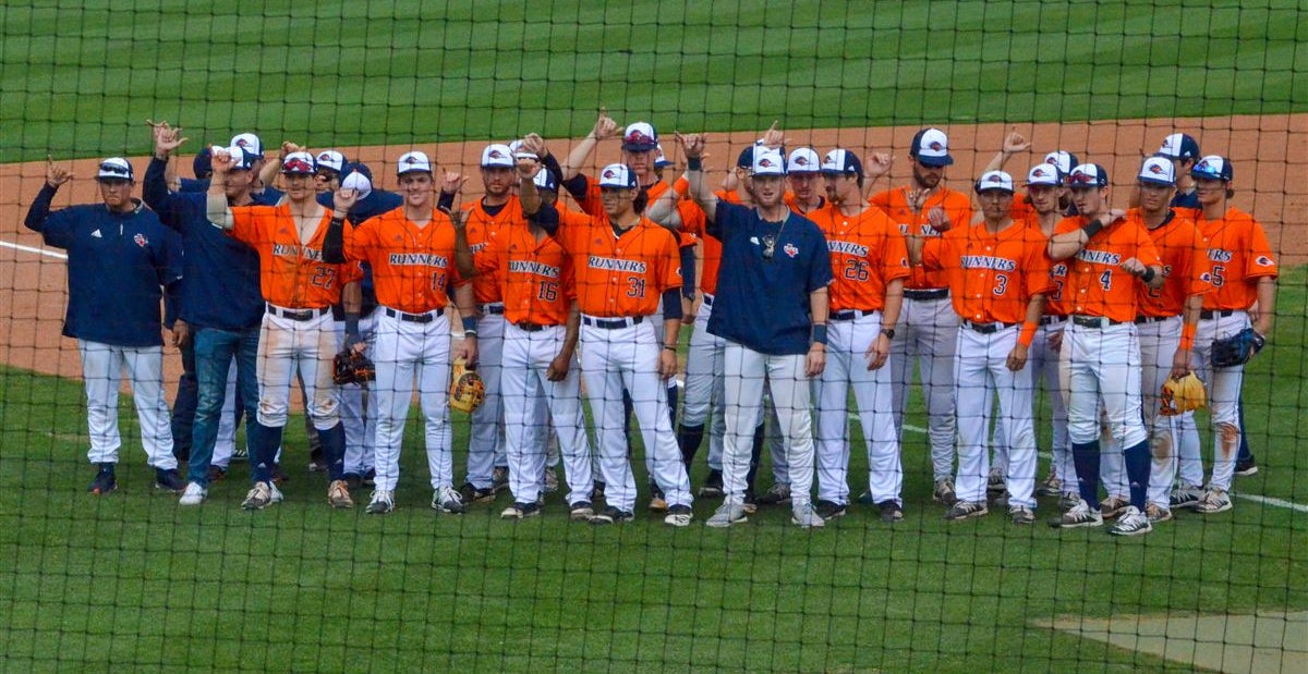 Baseball Sweeps Season-Opening Series