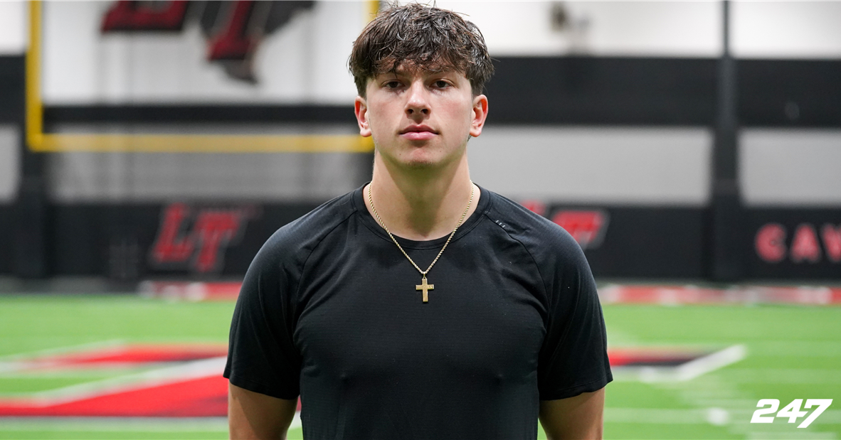 2025 QB Chaston Ditta commits to East Carolina