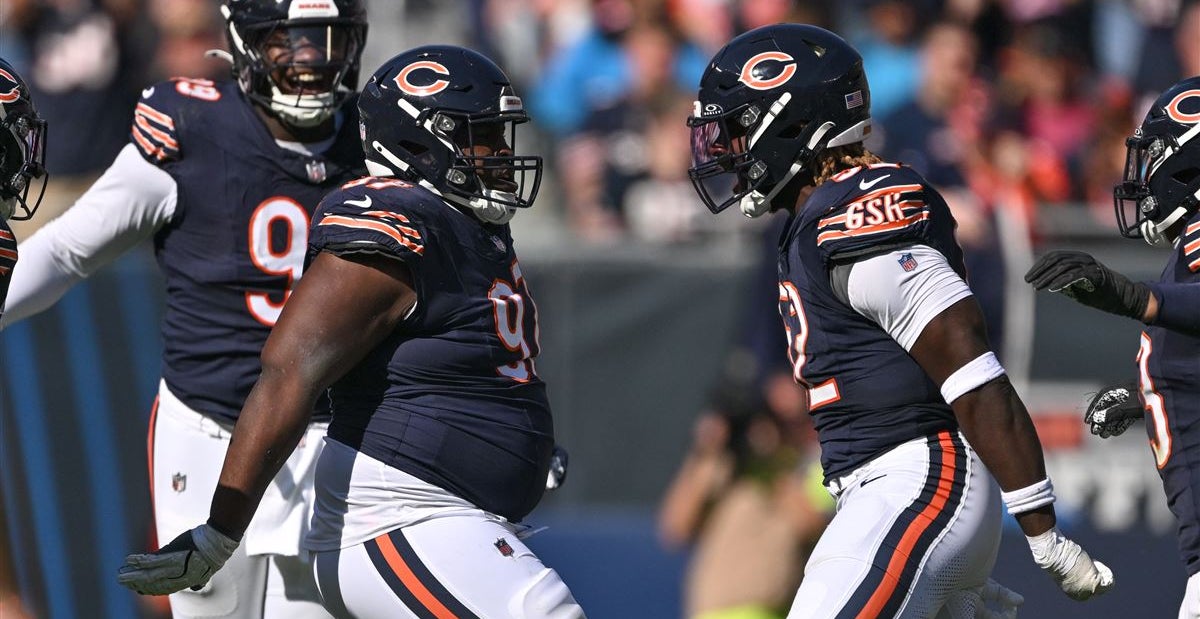 Bears defense dominates in win over Panthers