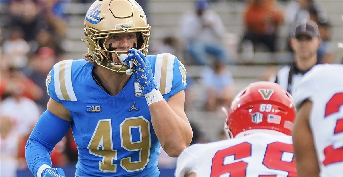 Carson Schwesinger Named AP First Team All-American