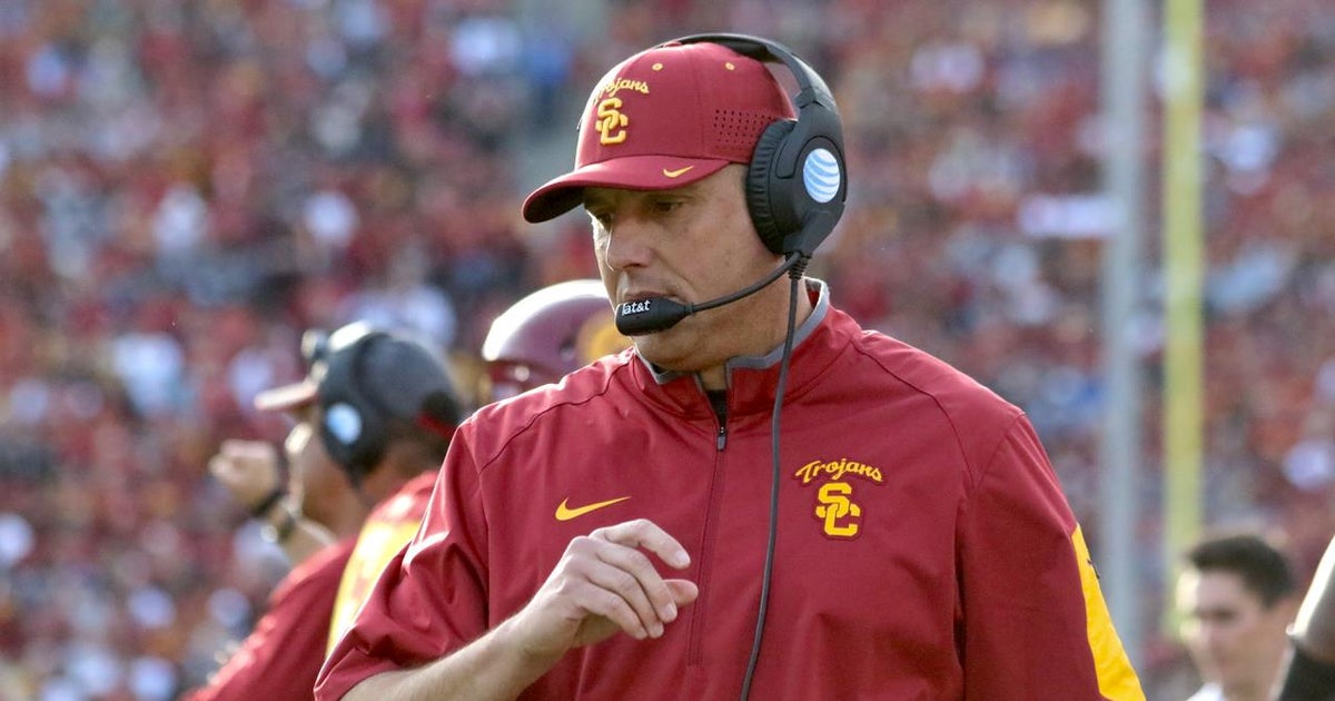 Former USC player sounds off on why he wants Helton fired