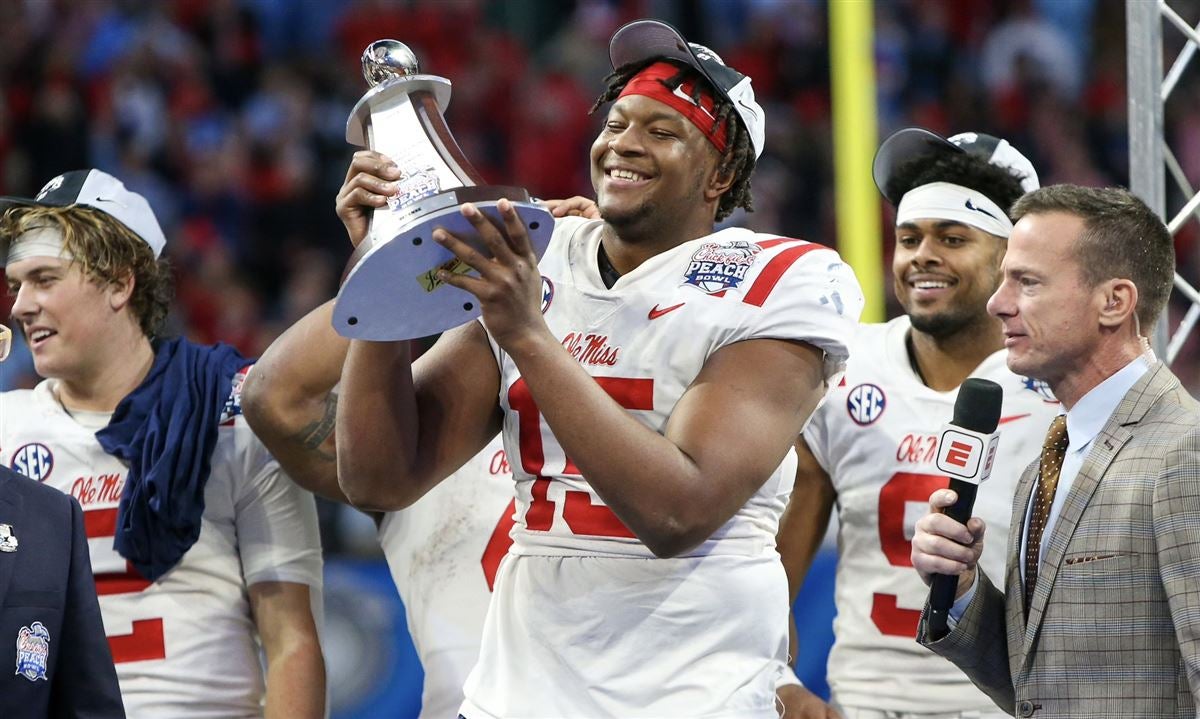 Jared Ivey named Peach Bowl defensive MVP for key contributions