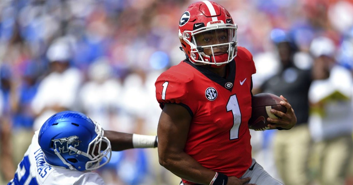 Georgia Bulldogs QB Justin Fields dazzles on first career TD run