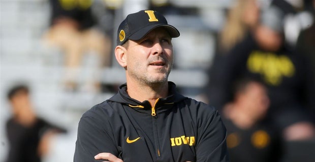 Iowa Football Spring Practice Position Preview: Quarterback