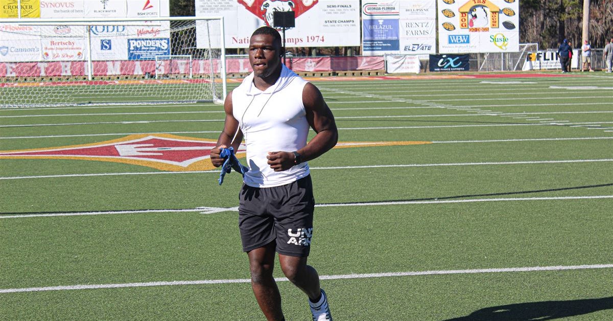 Gators continuing to push for 5-star FSU commit Kam Davis