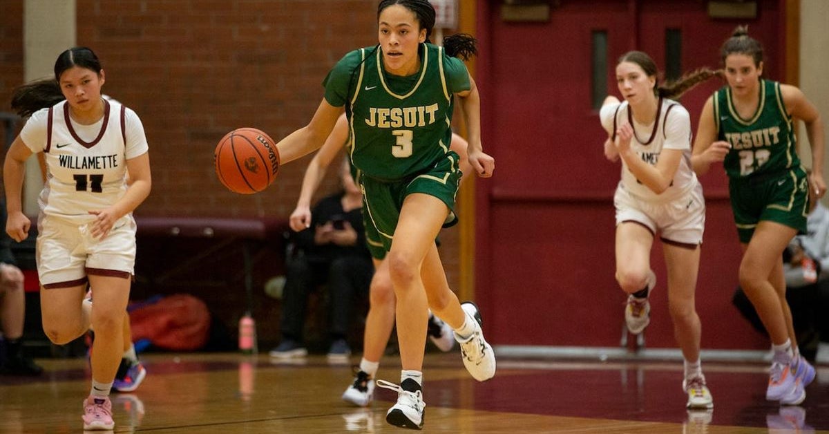 Oregon signee Sofia Bell named 2023 McDonald's All-American