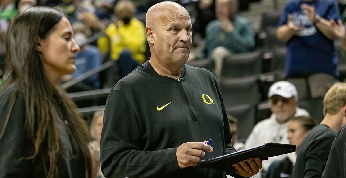 Graves confident in starting five, rest of rotation remains a work in ...