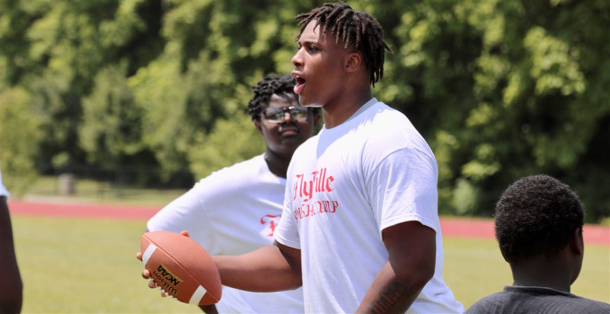 TE Jamari Johnson feels more 'explosive' after a few months in college