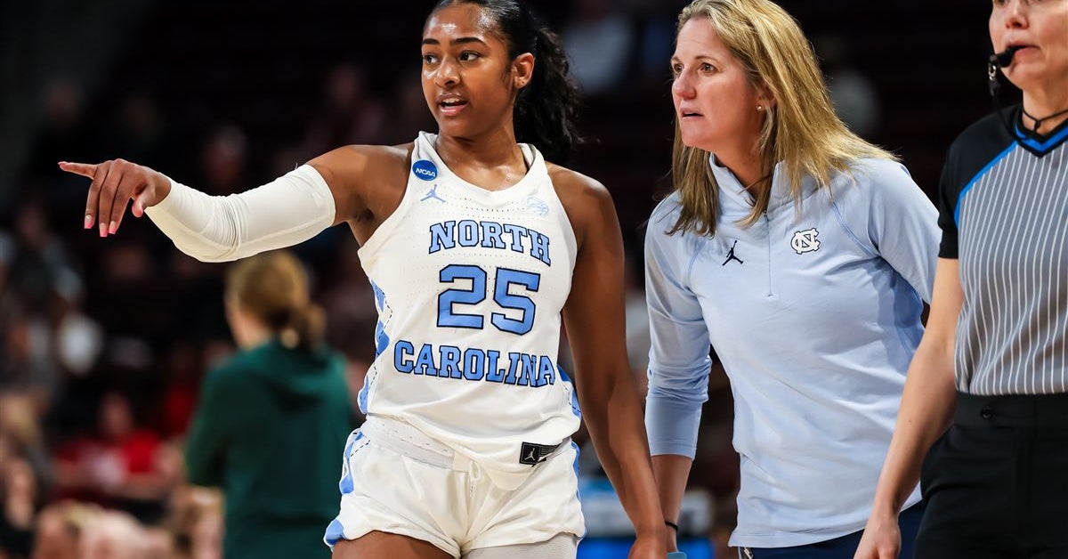 Deja Kelly will be counted on as Oregon's 'alpha' in 2024-25, Kelly ...