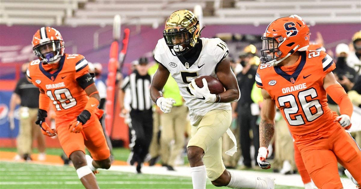 Roberson earning accolades as top slot receiver in the country