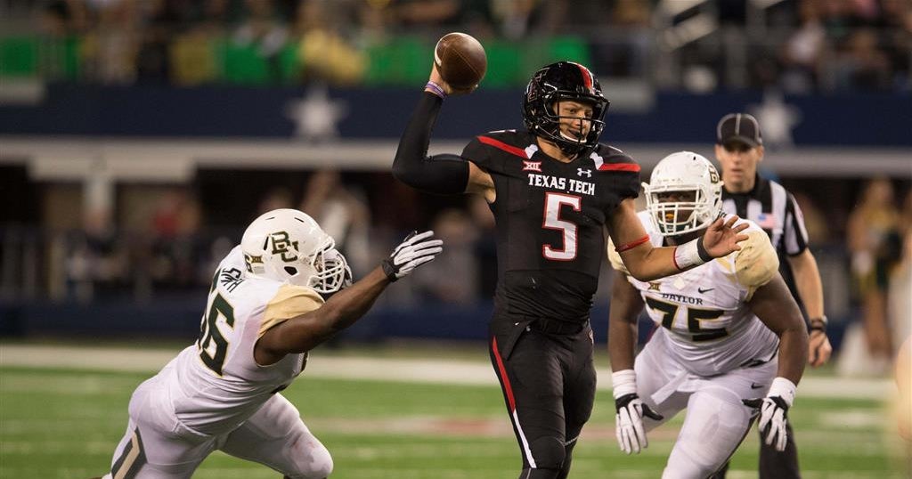 Tech's Kliff Kingsbury still waiting to name starting QB
