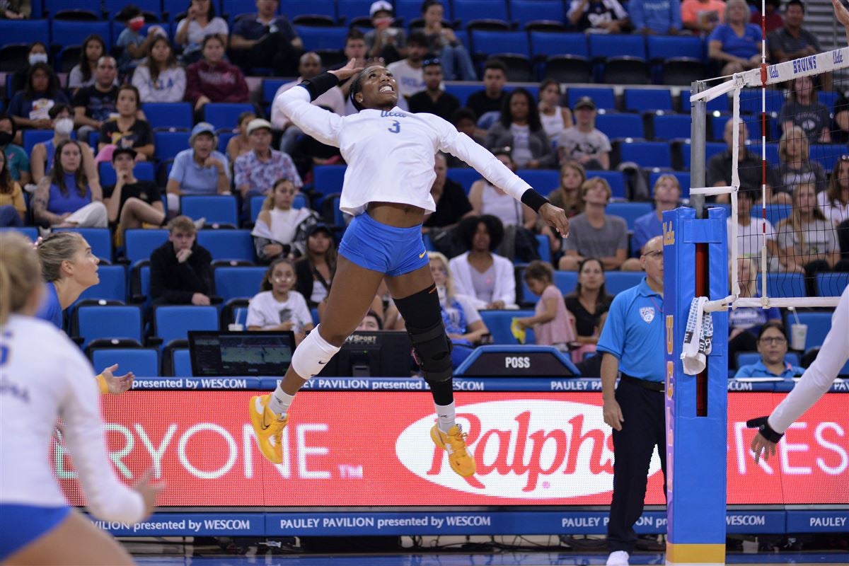 Women's Volleyball drops to 0-4 in Pac 12 play with 3-1 loss to Colorado