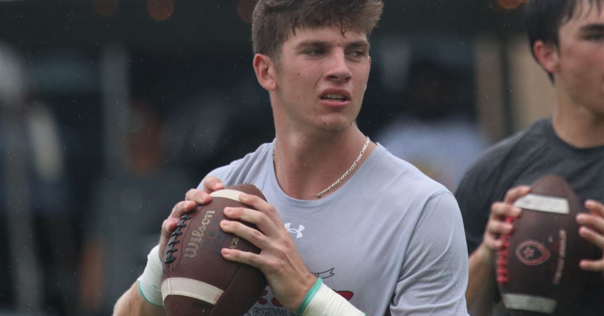 Quarterback from South Carolina adds Gamecocks offer to growing list