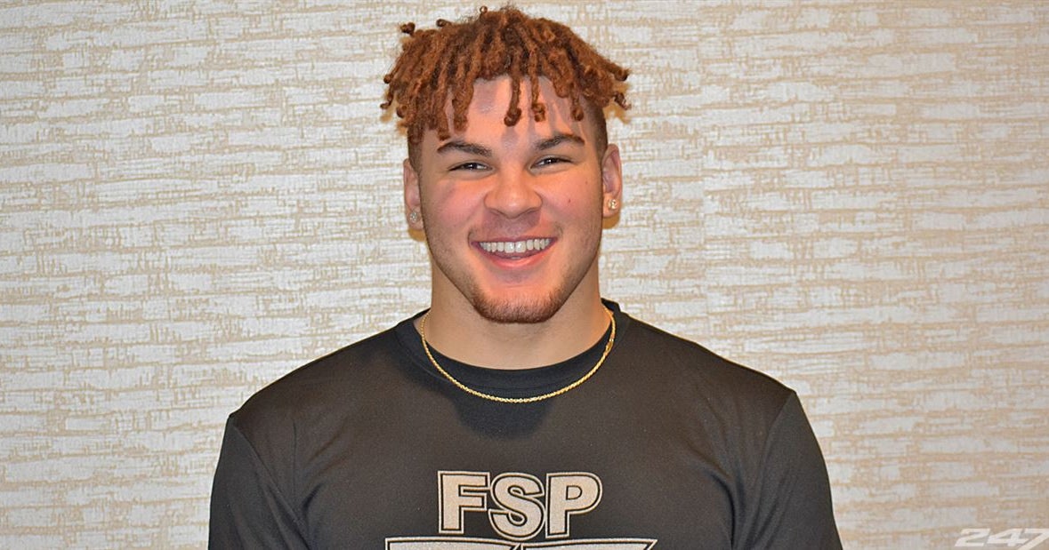 2021 LB Keith Brown talks committing to Oregon, peer recruiting