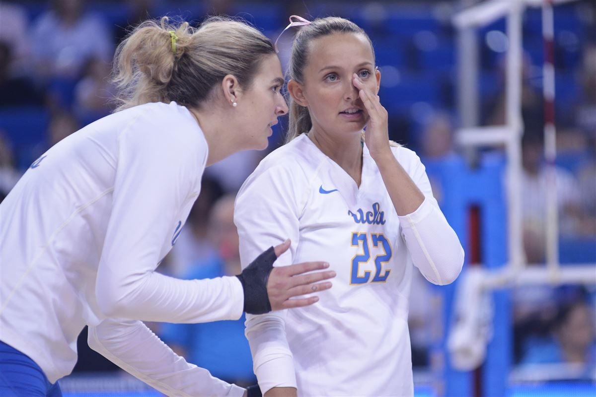 Women's Volleyball drops to 0-4 in Pac 12 play with 3-1 loss to Colorado