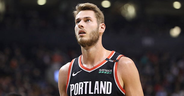 Former Maryland basketball standout Jake Layman signs with a new team ...