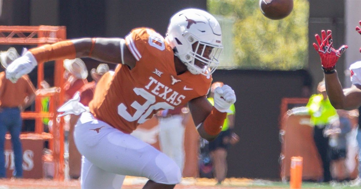Texas LB Devin Richardson enters NCAA transfer portal