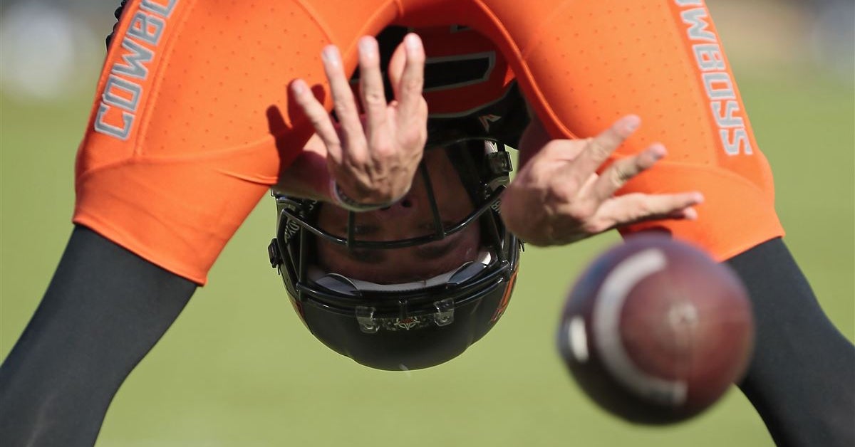 Oklahoma State long snapper Matt Hembrough signing with Arizona ...