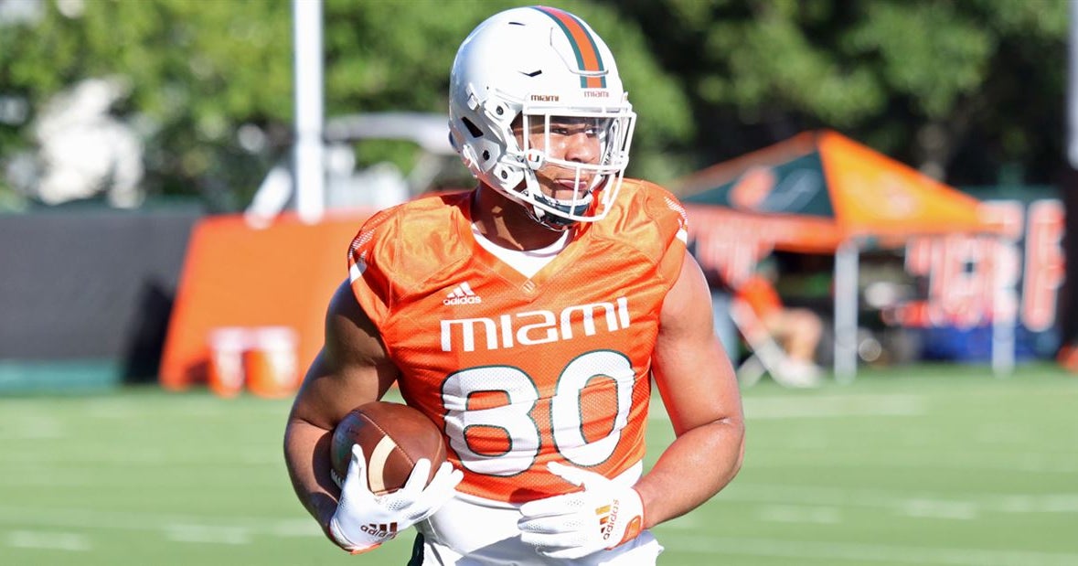 ‘The real deal’: Freshman TE Elijah Arroyo impressing
