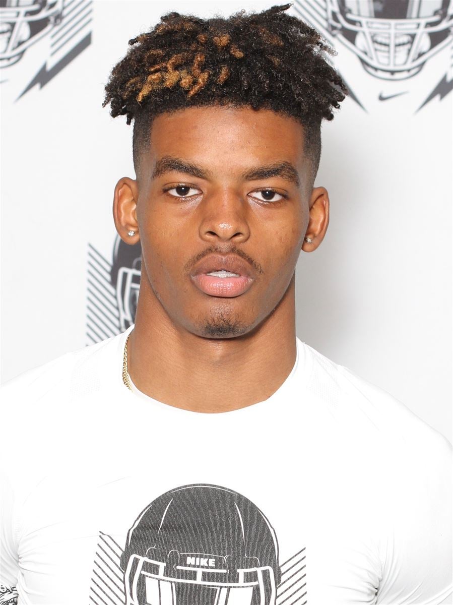 Shea Whiting Profile Photos