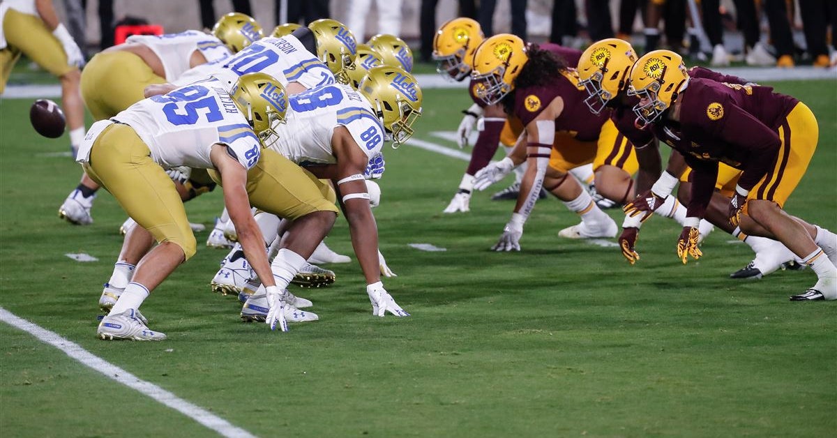 Spread Versus Compressed Formations in the UCLA Offense