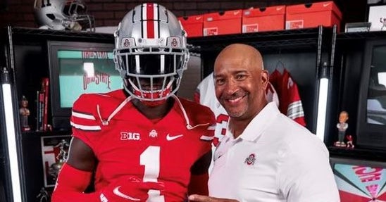 Twitter reacted after 4-star DB Calvin Simpson-Hunt flipped his ...