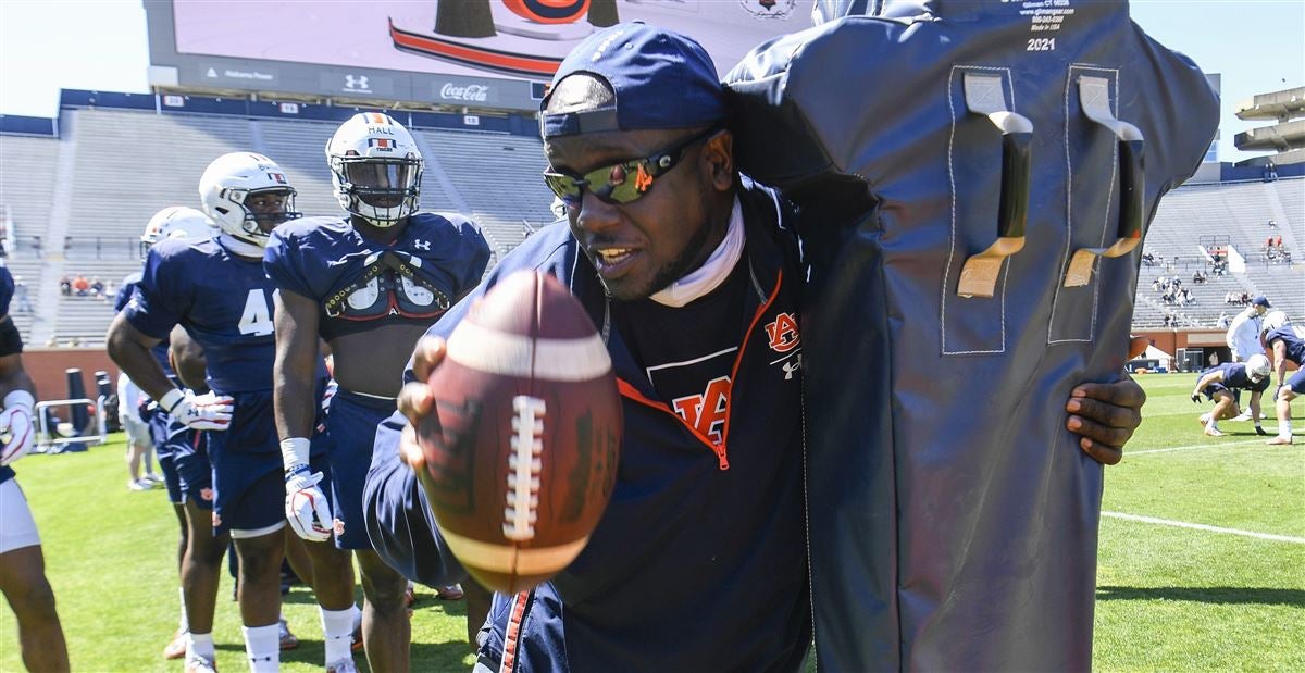 Clemson expected to hire Auburn DL coach and former Clemson Tiger Nick ...