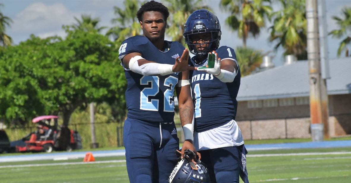 Miami signs twins Robby and Bobby Washington on Wednesday