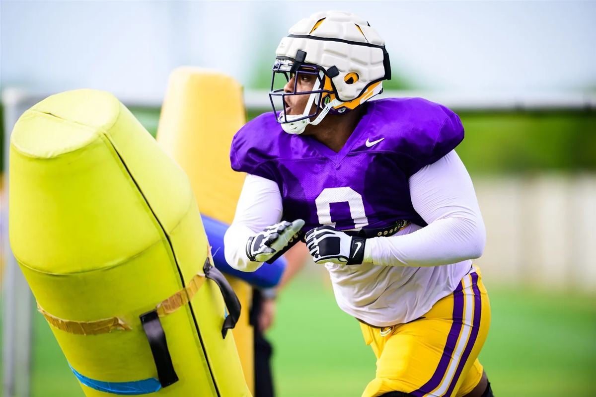 Highlights: LSU defensive line sees Maason Smith putting in work