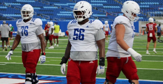 Camp report: Updates on OL position battles and the cornerbacks