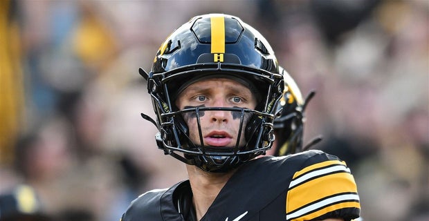 Iowa Football: Hawkeyes Release Depth Chart Ahead Of Big Ten Opener At ...