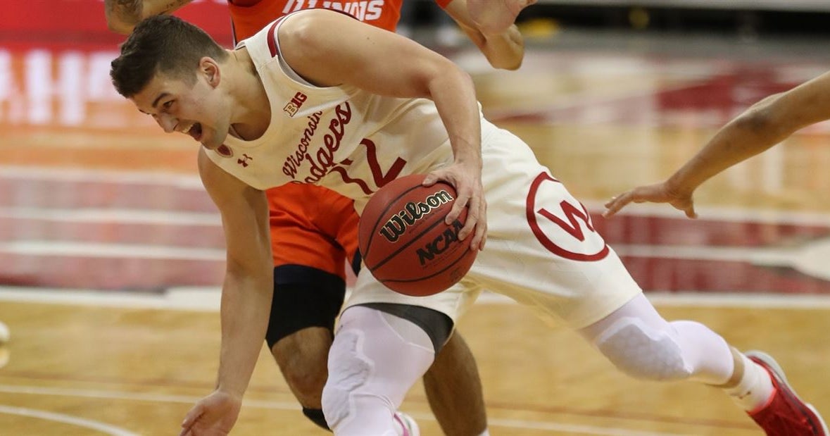 Trevor Anderson enters the transfer portal