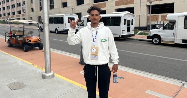 Top100 rising junior Jordan Clay says playing at Texas would be a dream