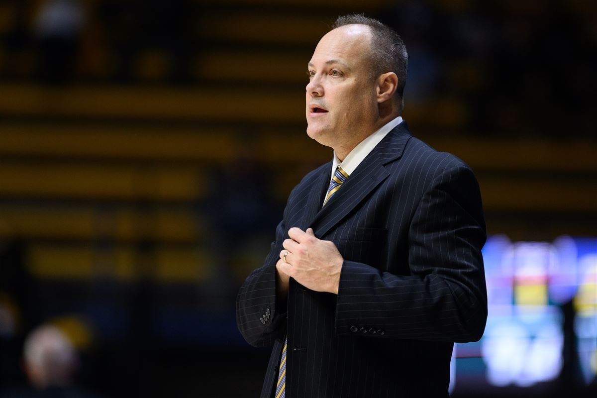 Kentucky officially hires Mark Fox as associate coach - Football Alliance
