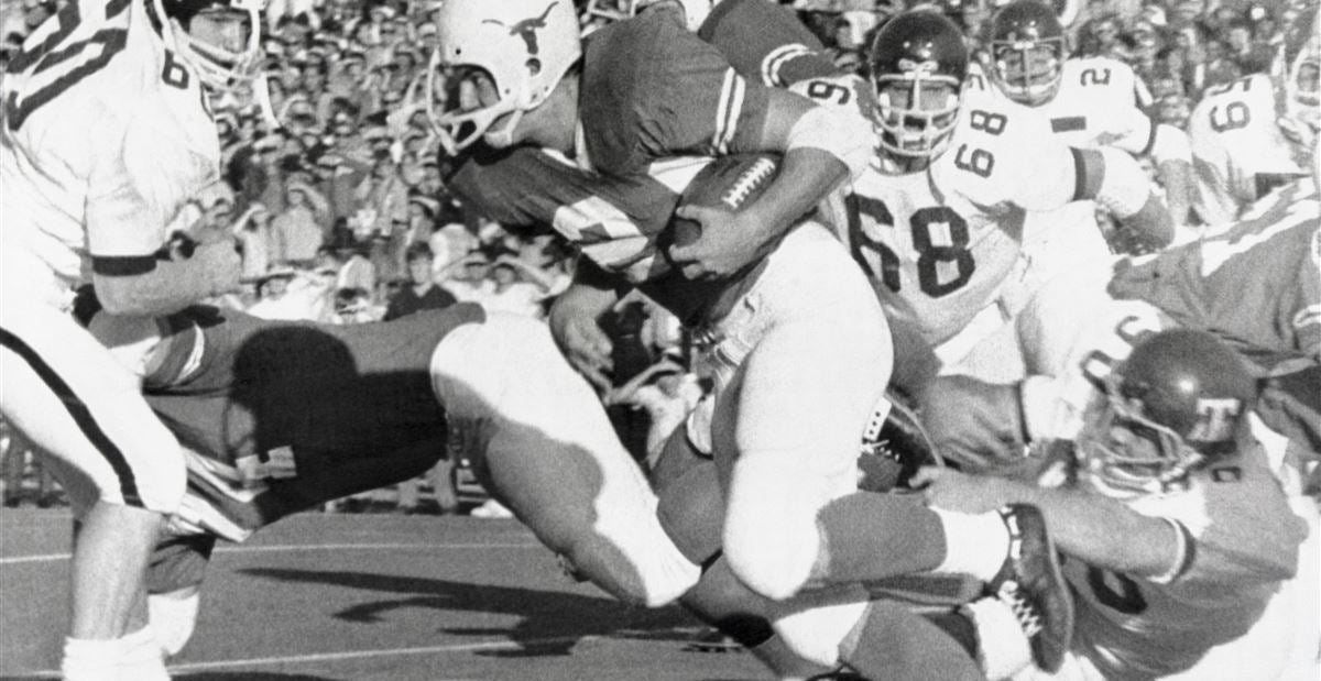 Texas wishbone offense fondly remembered 50 years after debut