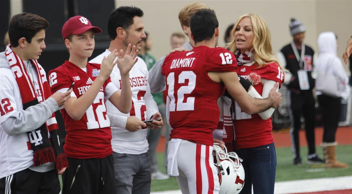 Zander Diamont quits football after this season