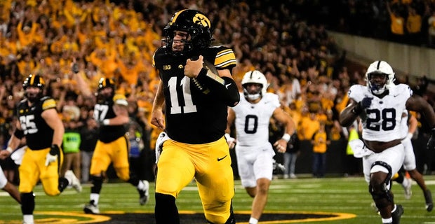 USC DC D'Anton Lynn knows Trojans have to slow running Iowa QB Mark ...